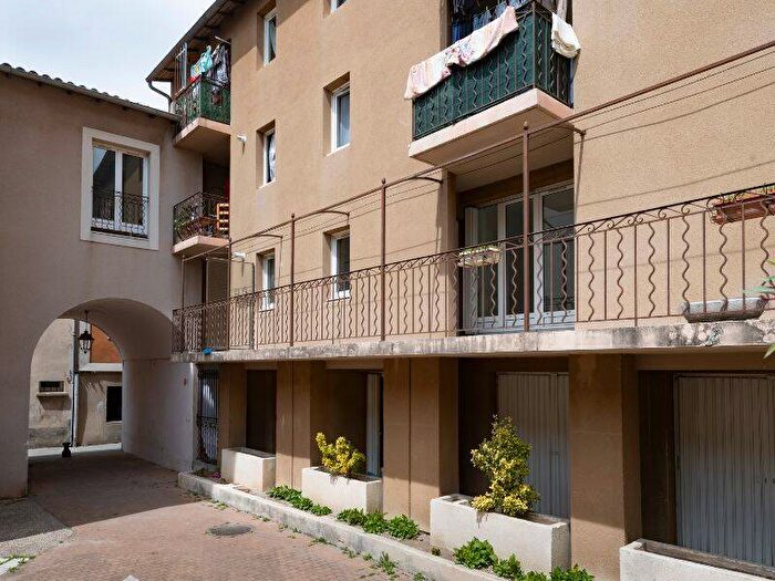 L'Isle-sur-la-Sorgue : Appartement 4 pièces à louer