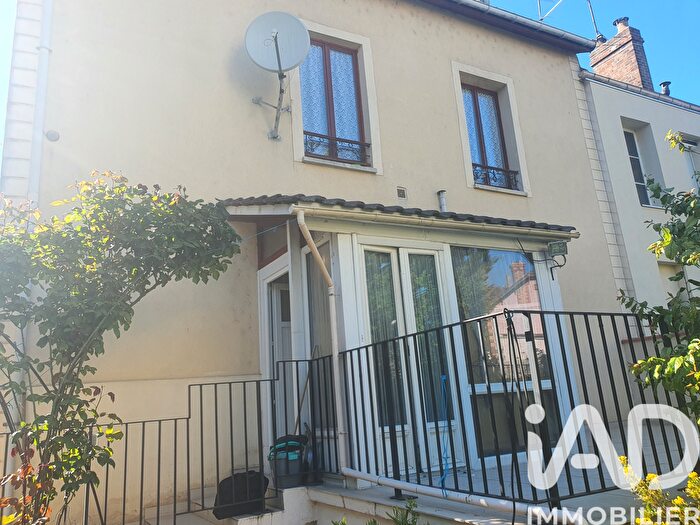 Montereau-Fault-Yonne, Ville basse : Maison 4 pièces à vendre