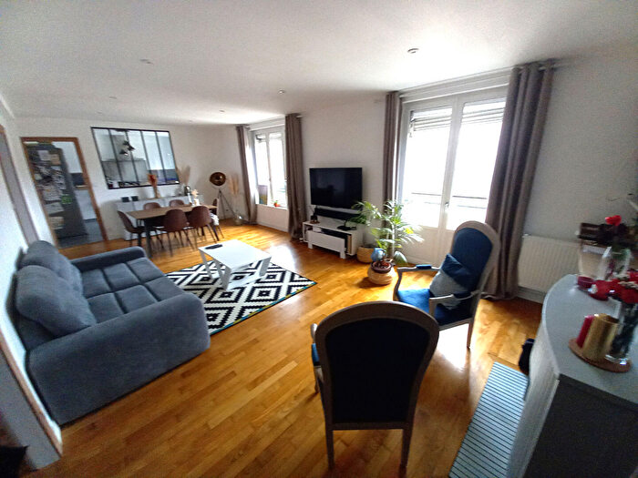 Appartement à vendre - Fougères, Centre-ville, Urbanistes - 4 pièces - 3 chambres