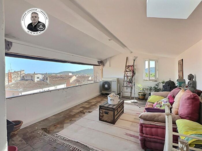 Appartement 4 pièces à Draguignan, Centre-ville historique, à vendre