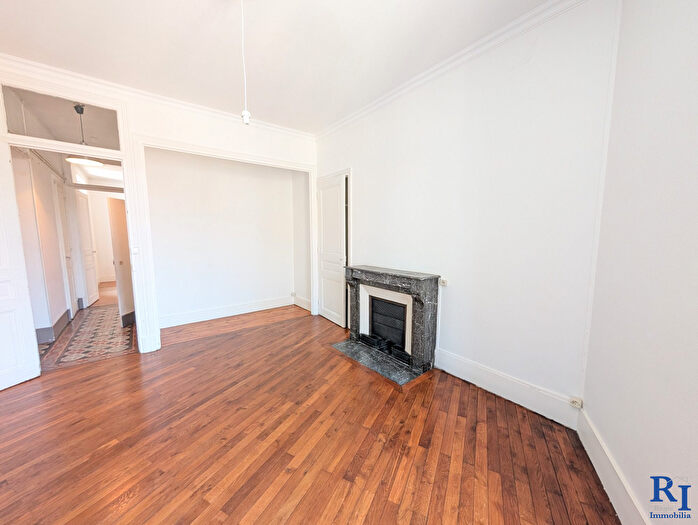 Appartement 3 pièces à Grenoble, Berriat, à louer