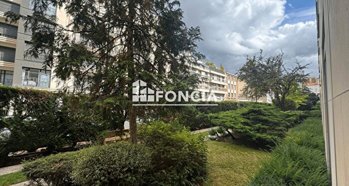 Appartement à vendre - Levallois-Perret, Front de Neuilly - 2 pièces - 1 chambre