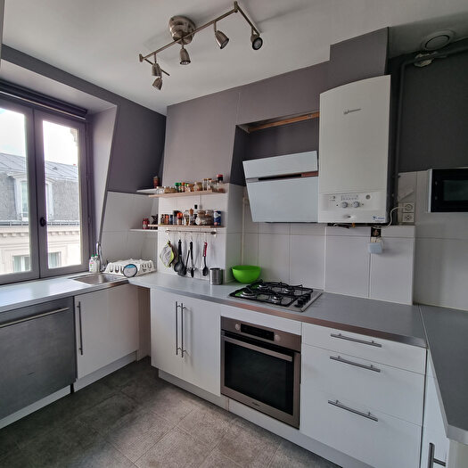 Appartement à louer - Le Perreux-sur-Marne, Thillards - 3 pièces - 2 chambres