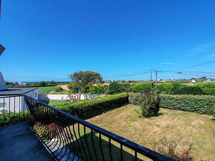 Maison à vendre - Plouescat - 7 pièces - 6 chambres