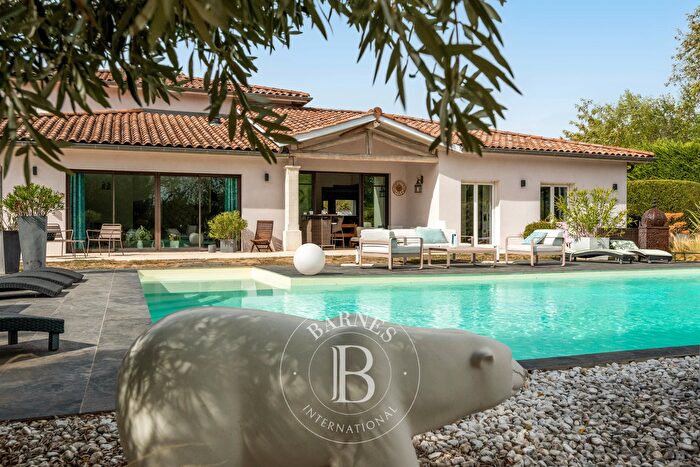 Maison 7 pièces à vendre à Sathonay-Village
