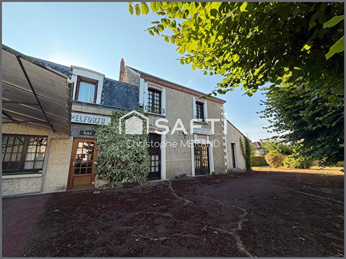 Ingrandes : Maison 13 pièces à vendre