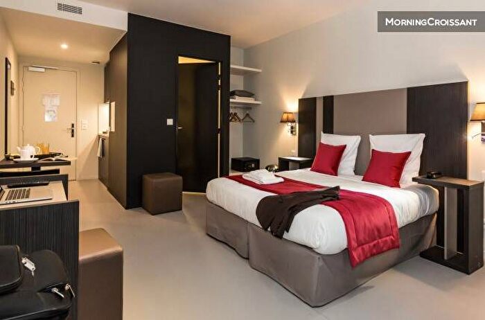 Appartement à louer - Epinettes-Bessières, Paris ème arrondissement - 1 pièce