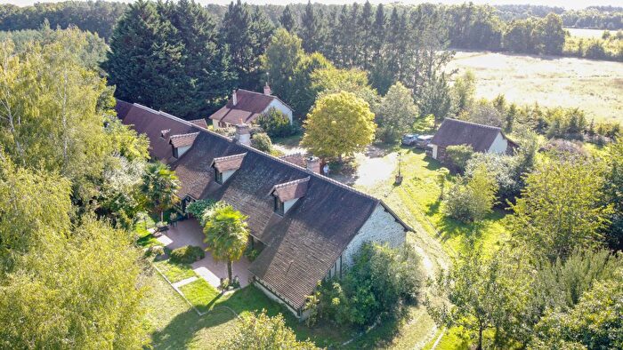 Maison à vendre - Gièvres - 12 pièces - 7 chambres