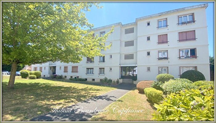 Appartement à vendre - Sainte-Geneviève-des-Bois, Le Perray - 4 pièces - 2 chambres