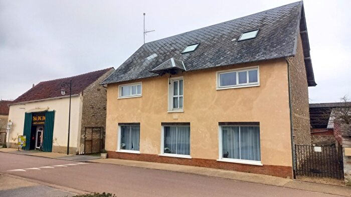 Maison à vendre - Villegats - 6 pièces - 4 chambres