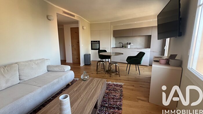 Appartement à vendre - Hyères, Gare, Godillot - 2 pièces - 1 chambre