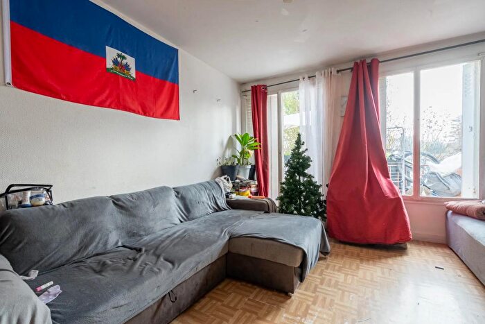 Appartement à vendre - Livry-Gargan, Centre-ville - 2 pièces - 1 chambre