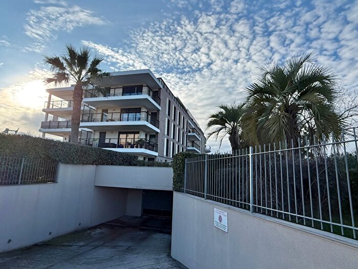 Appartement à vendre - Fréjus, Fréjus Plage - 2 pièces - 1 chambre