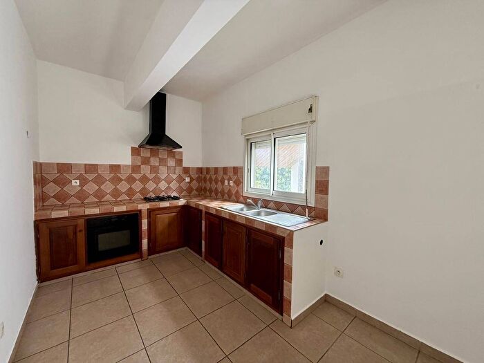 Appartement à louer - Saint-Joseph - 3 pièces - 2 chambres