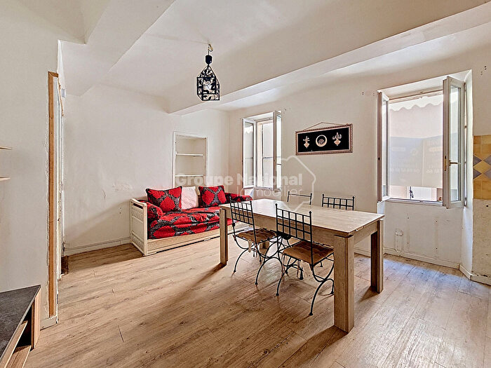Maison 5 pièces à vendre - Saint-Paul-en-Forêt