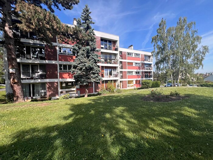 Appartement 5 pièces à vendre à Les Clayes-sous-Bois, Centre-ville