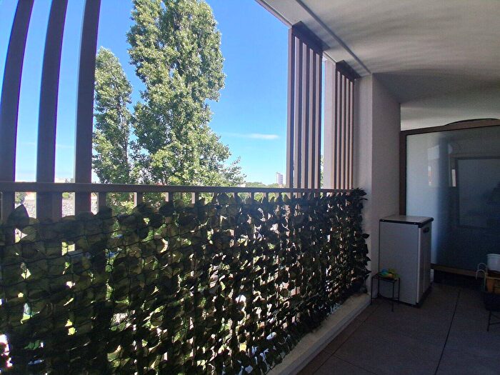 Plateau-Gambetta, Bagnolet : Appartement 1 pièce à louer