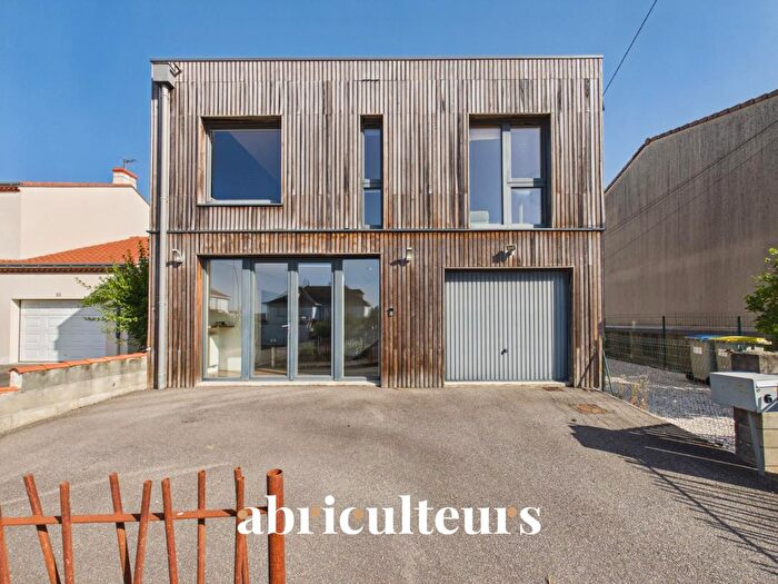 Rezé, Château : Maison 7 pièces à vendre