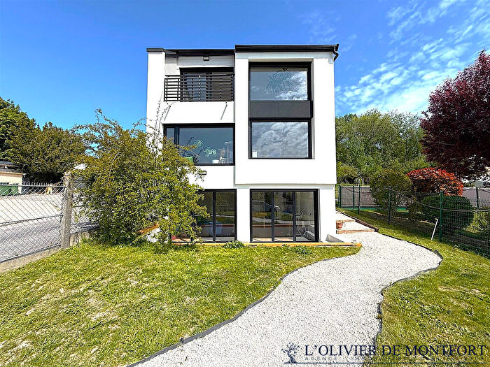 Maison 7 pièces à Villiers-Saint-Frédéric, à vendre