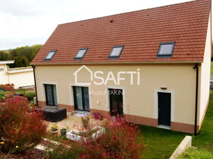 Maisons à vendre et appartements à louer - 1