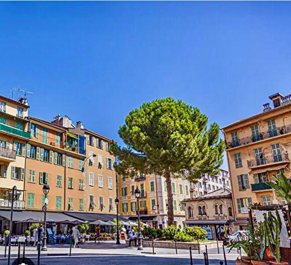 Appartement à vendre - Nice, Le Port - 1 pièce