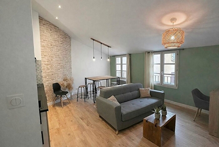 Appartement à vendre - Avignon, Palais des Papes, Zone Piétonne - 2 pièces - 1 chambre