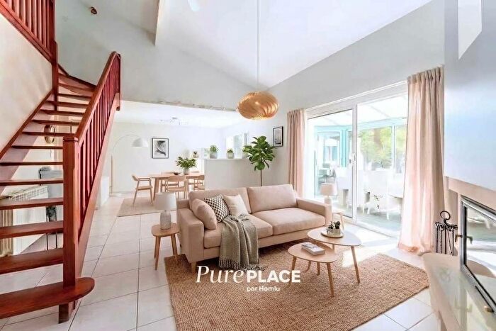 Maison 5 pièces à vendre à Ambarès-et-Lagrave, Centre-ville, Lagrave, Les Erables, Chêne Vert