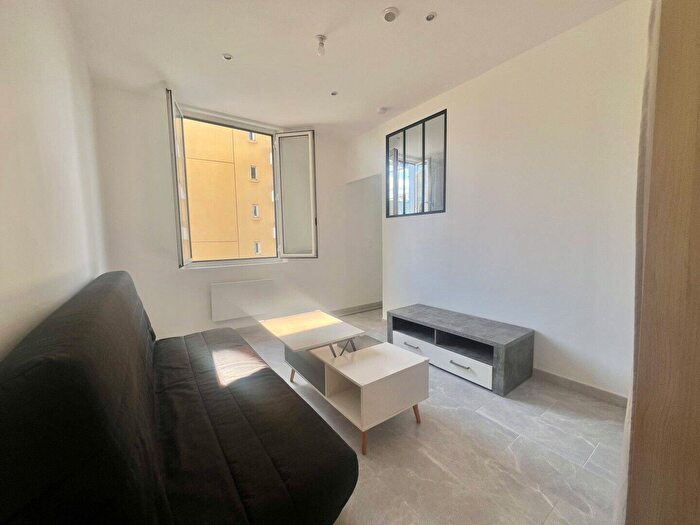 Appartement à louer - Carras, Nice - 1 pièce