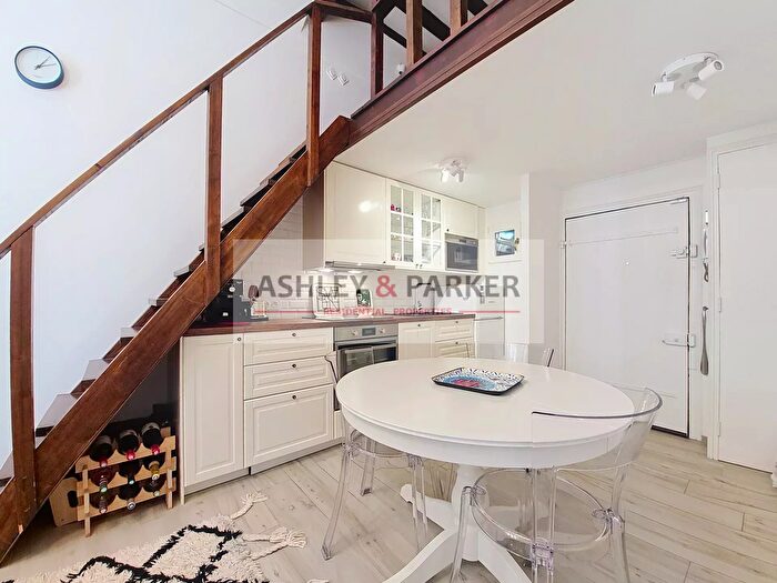 Appartement à vendre - Nice, Vieux Nice - 2 pièces - 1 chambre