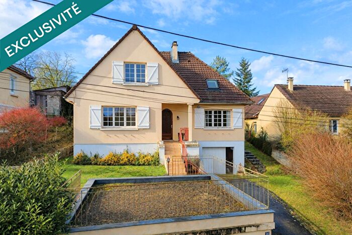 Maison à vendre - Villers-Cotterêts - 10 pièces - 8 chambres