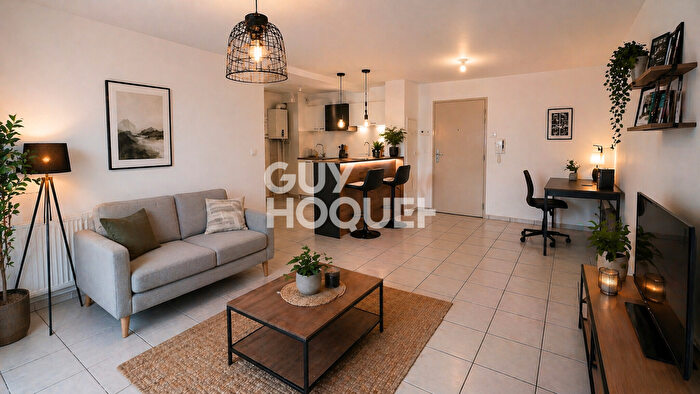Appartement à vendre - La Verpillière - 3 pièces - 1 chambre