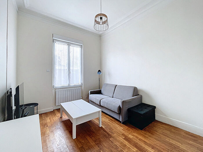 Appartement 1 pièce à louer - Paris 15ème, Cambronne, Garibaldi