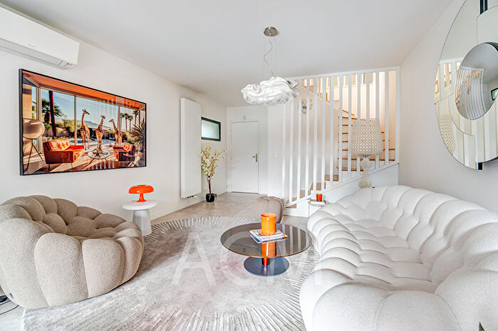 Maison à vendre - Maisons-Laffitte, Ouest - 6 pièces - 4 chambres