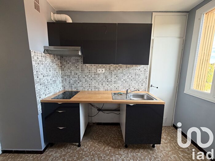 Appartement à vendre - Bourbon-Lancy - 3 pièces - 2 chambres