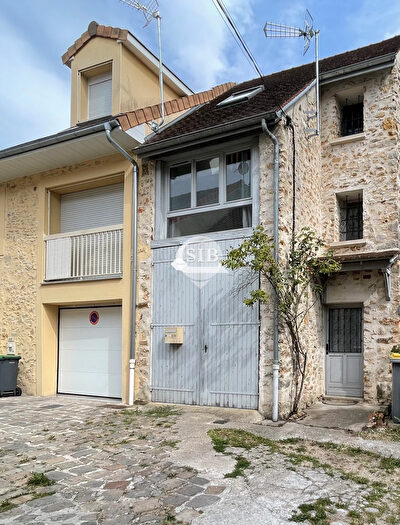 Maison 2 pièces à louer à Saulx-les-Chartreux