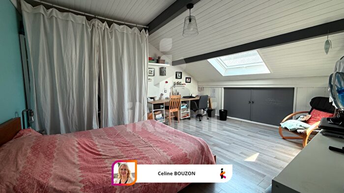 Appartement 5 pièces à Sainte-Hélène-sur-Isère, à vendre