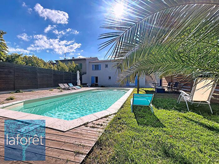 Maison à vendre - Aix-en-Provence, Puyricard, Célony - 6 pièces - 4 chambres