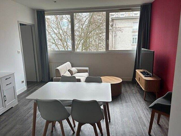 Appartement à louer - Charpennes-Tonkin, Villeurbanne - 2 pièces - 1 chambre
