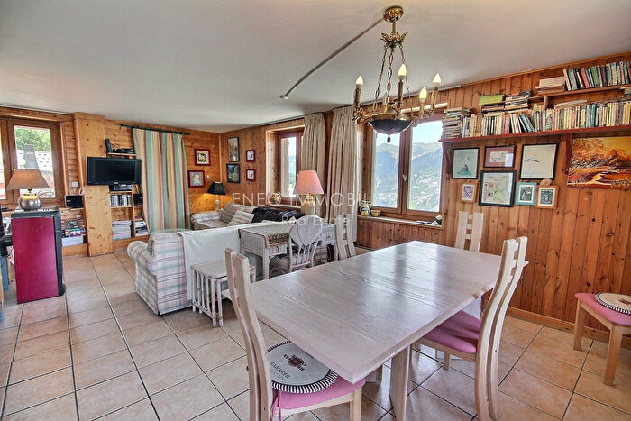 Mâcot-la-Plagne - Maison 12 pièces à vendre
