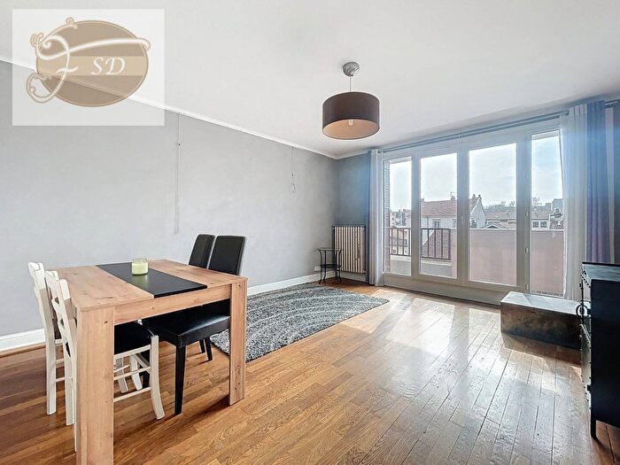 Appartement à louer - Grenoble - 3 pièces - 2 chambres