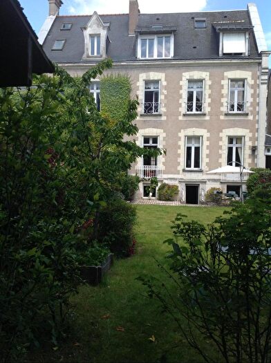 Maison 8 pièces à louer à Tours, Grammont