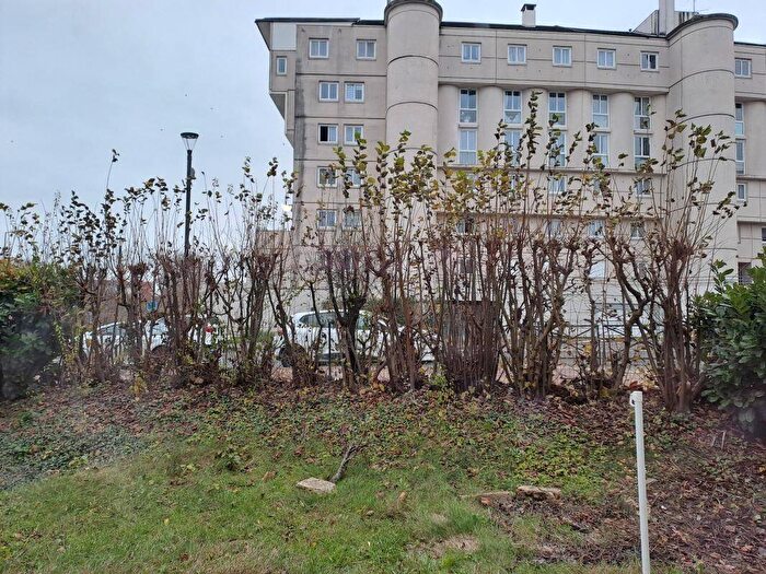 Appartement à louer - Mandinet Sud, Lognes - 3 pièces - 2 chambres