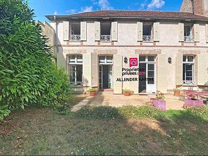Maison 9 pièces à Sens, L'Amande, à vendre