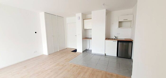 De Gaulle-Ménardière, Saint-Cyr-sur-Loire - Appartement 2 pièces à louer
