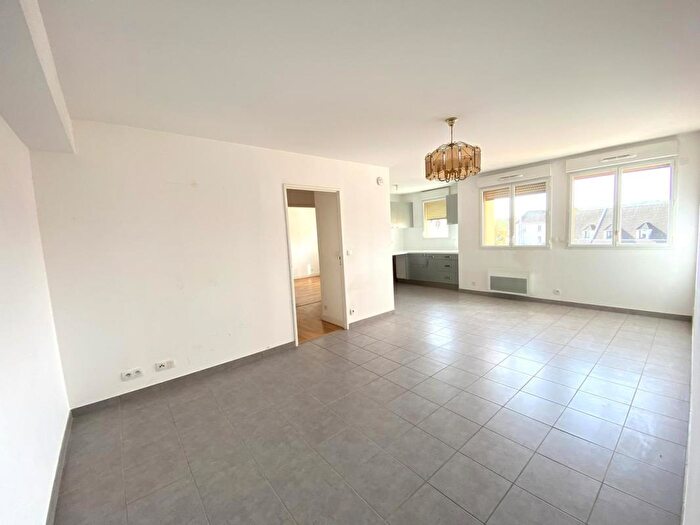 Appartement 3 pièces à Coulommiers, Centre-ville, à louer