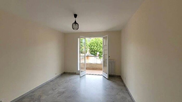 Appartement à louer - Le Rostit, La Trinité - 1 pièce