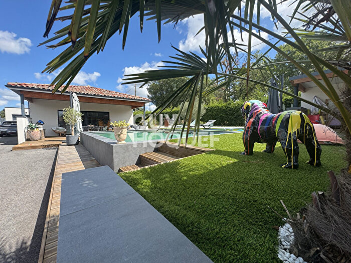 Maison à louer - Fronton - 5 pièces - 3 chambres