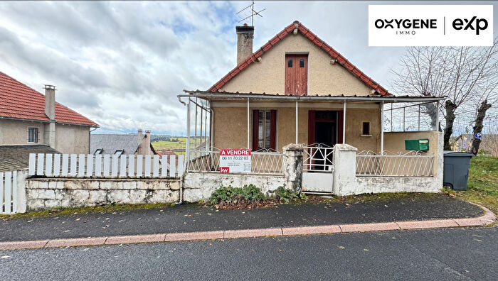 Maison 5 pièces à Saint-Alban-sur-Limagnole, à vendre