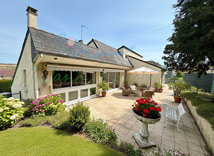 Maison à vendre - Bonnières-sur-Seine - 5 pièces - 4 chambres