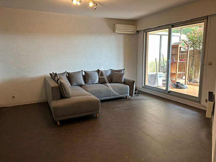 Appartement à louer - Corniche Fleurie, Nice - 2 pièces - 1 chambre